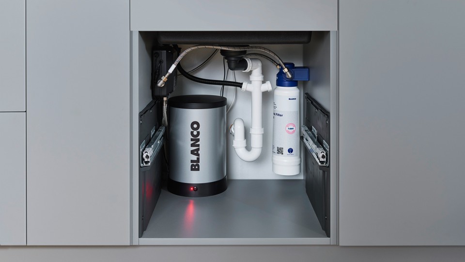 Hot water mixer taps from BLANCO | BLANCO