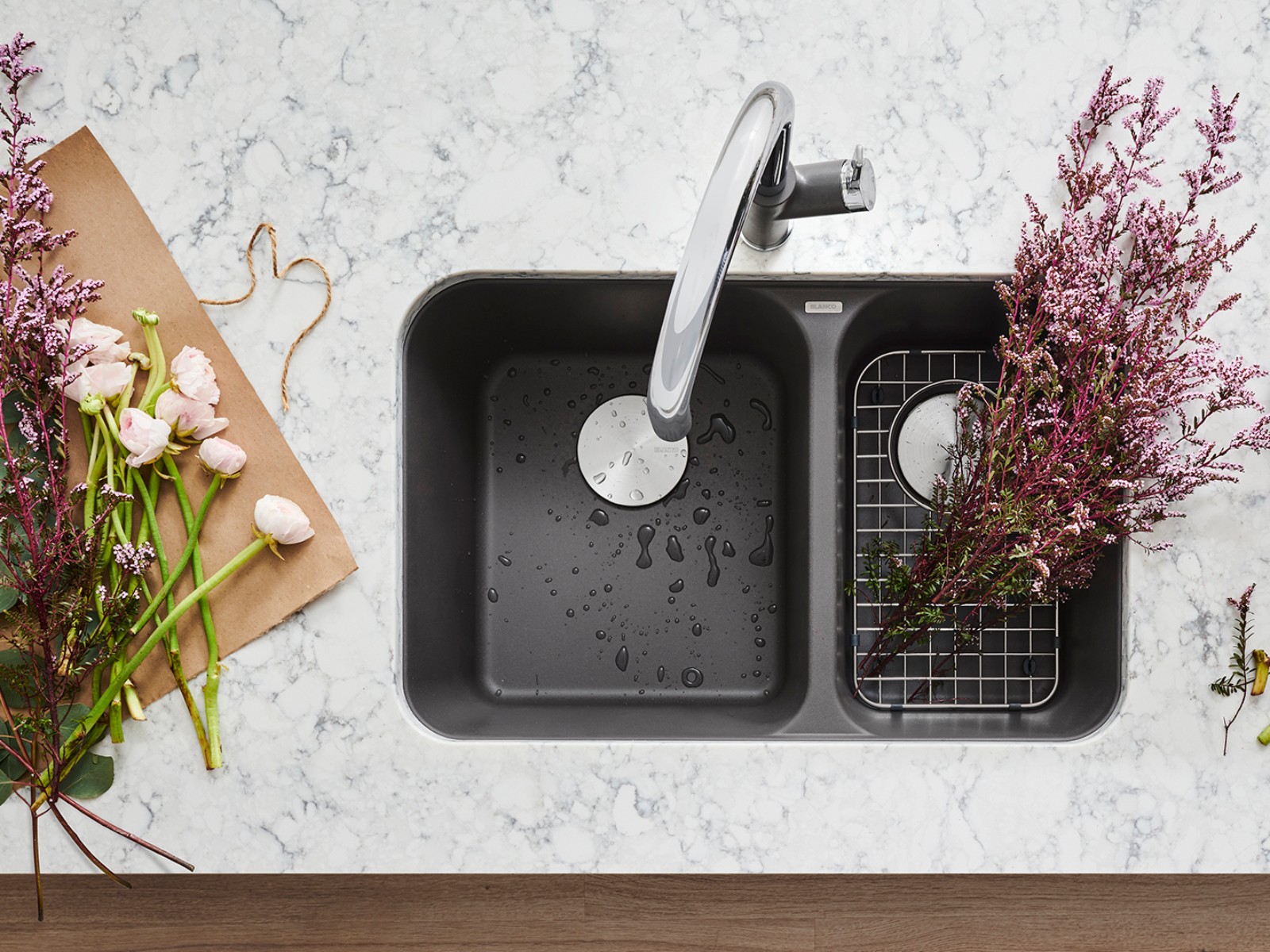 Stainless Steel Sink Strainers and Drain Covers | BLANCO