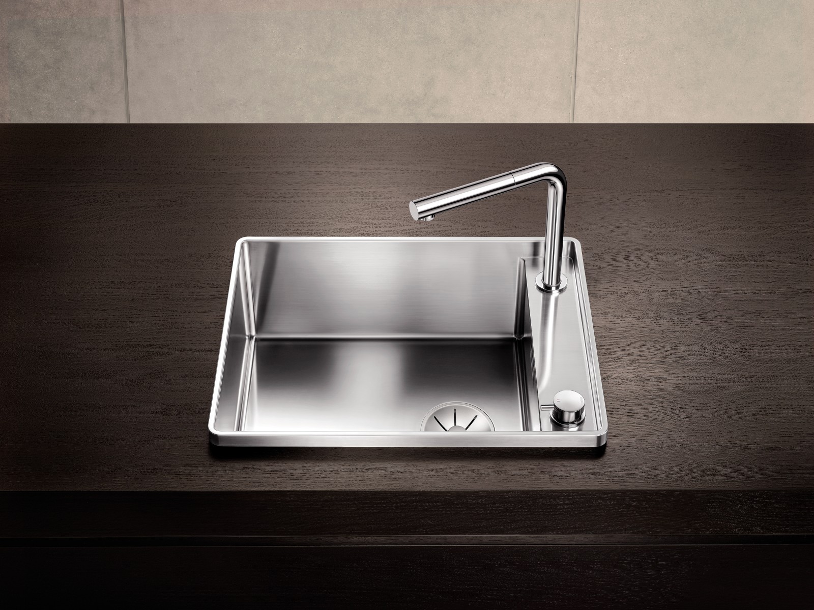Window-facing mixer tap for kitchen sinks with a view | BLANCO