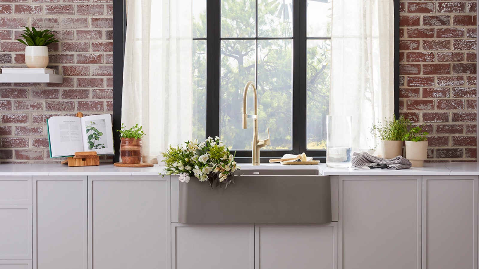 Shop BLANCO IKON Apron Front Kitchen Sinks | BLANCO