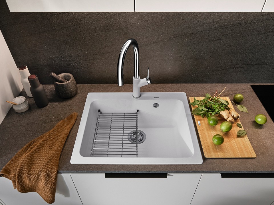 BLANCO NAYA - Tailored to your style | BLANCO