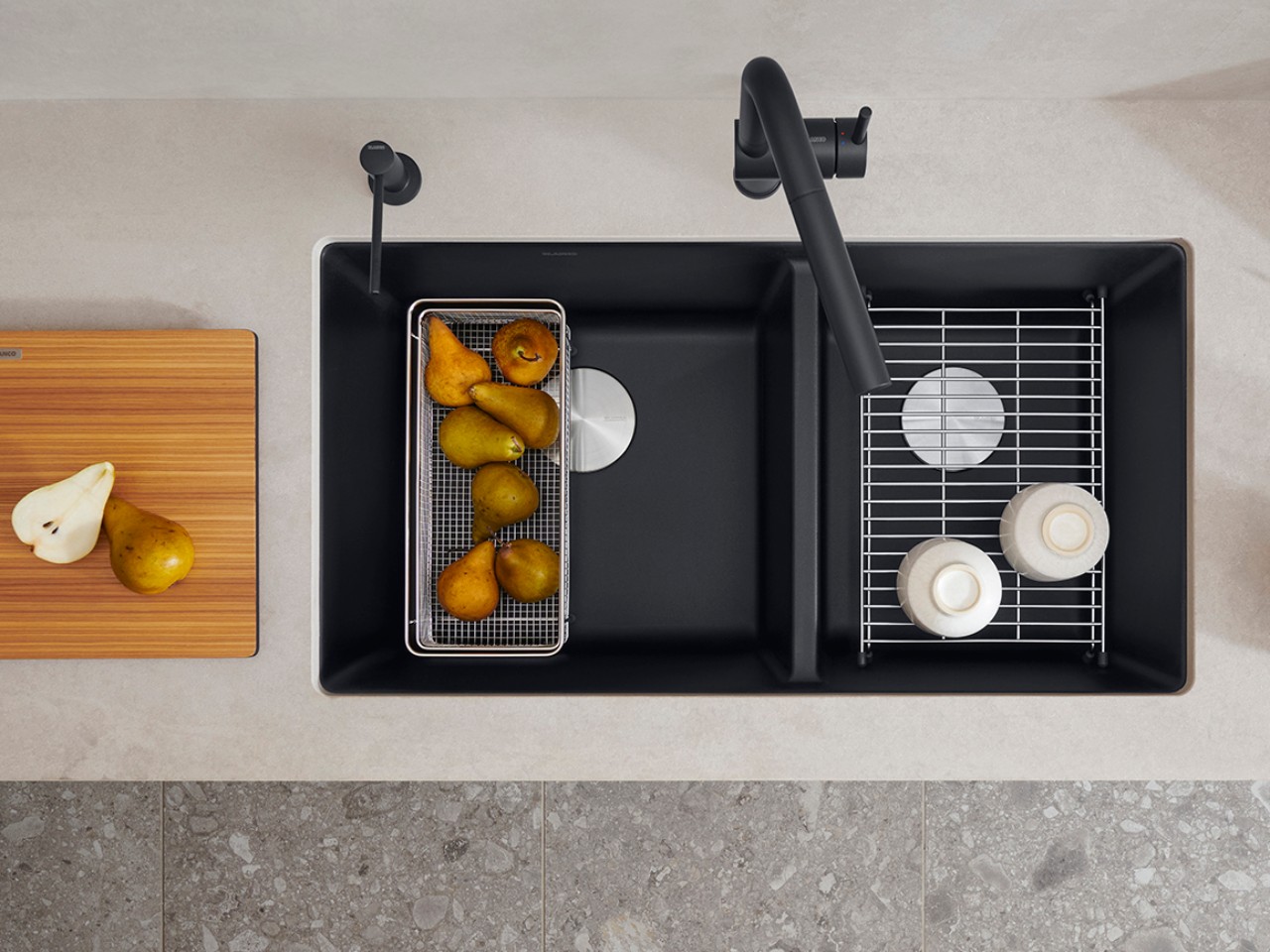 Stainless Steel Sink Strainers and Drain Covers | BLANCO